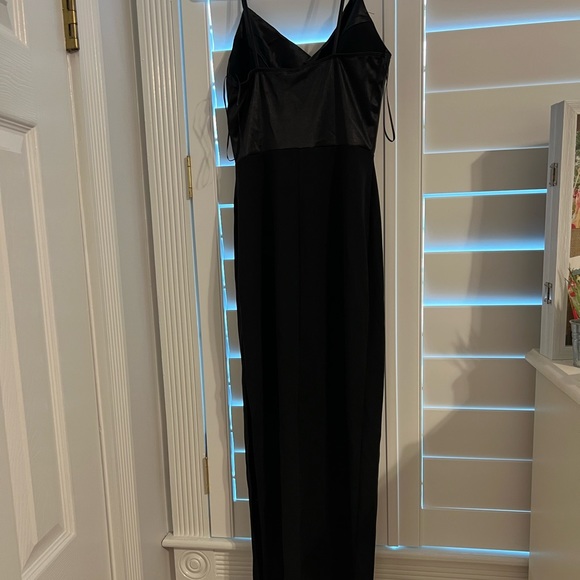 Windsor | Dresses | Windsor Black Maxi Dress | Poshmark